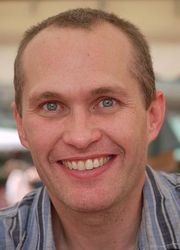 David Vann - Grupo Editorial Record